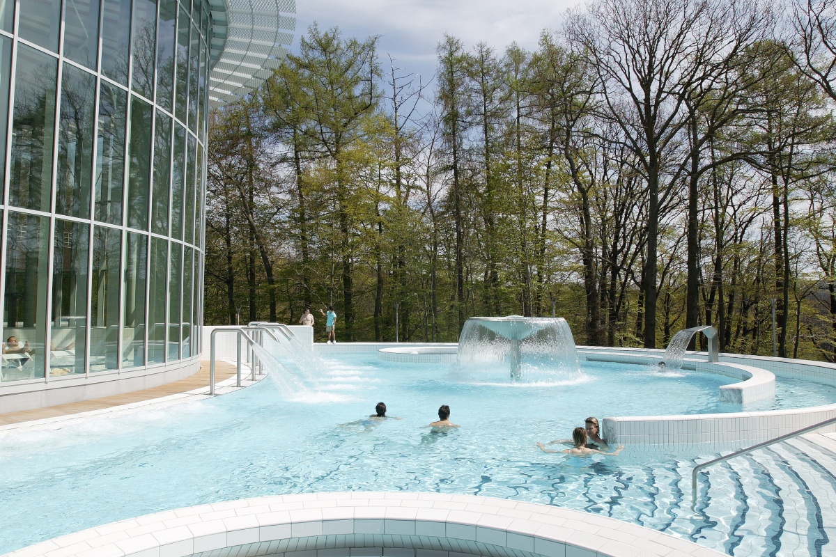 Escapade à Spa : découvrez 3 façons de vous ressourcer le corps et l ...
